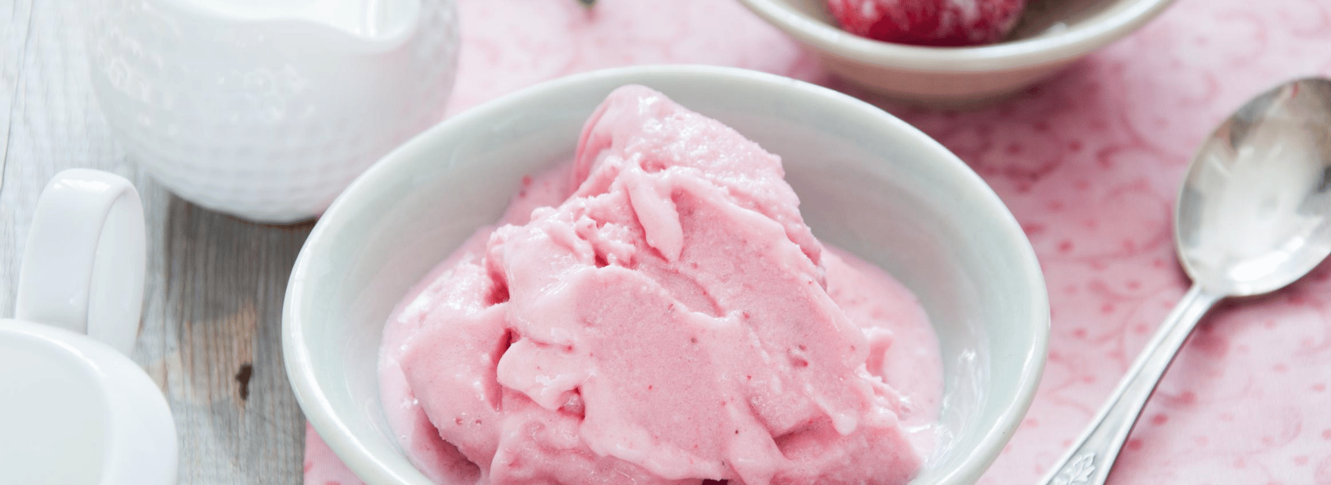 5 Minute Healthy Strawberry Yogurt – Anderson's Nutrition